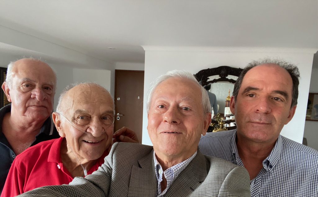 Gabriel Garcés Garcés - Un Millón de Personas